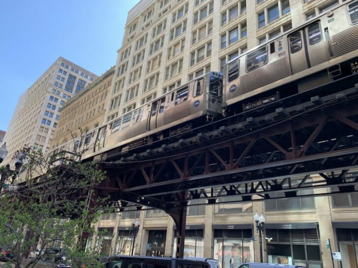 Guide to Riding Chicago's L Train System