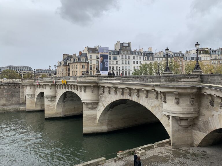 Walking in Paris — 5 perfect walks through Paris with maps