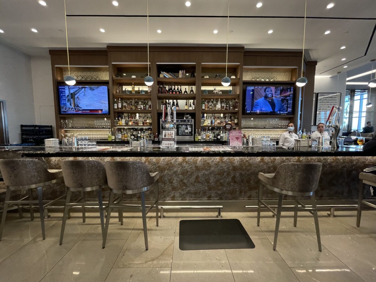 Flying Delta With a Baby