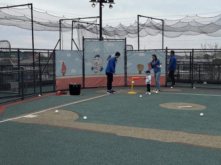 10 Things to do at a Mets Game with Kids
