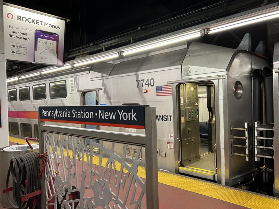 How to Take the Train from Newark Airport to NYC