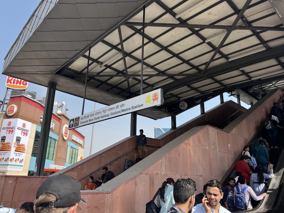 Kerala Express Review — Agra to Delhi in AC 2-Tier Sleeper Class