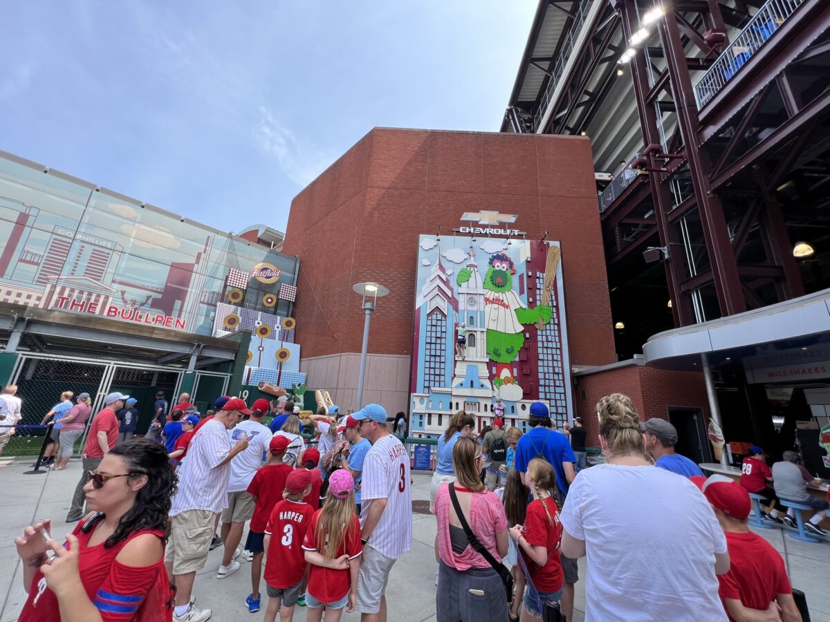 10 Helpful Tips For A Phillies Game With Kids