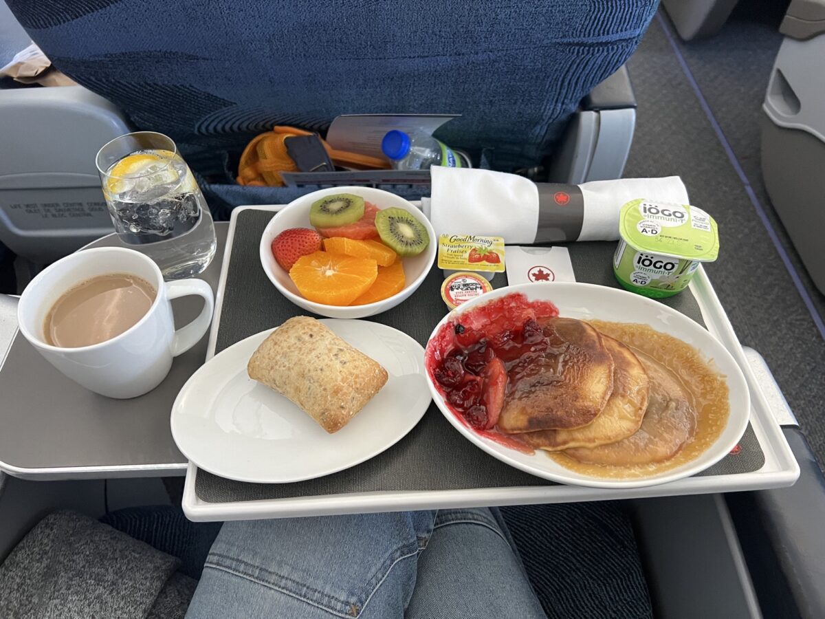Air Canada Business Class Review — A321 from YVR to YYZ
