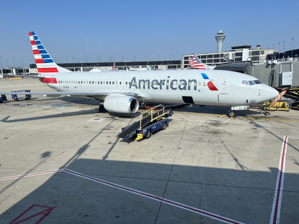 American Airlines Main Cabin Extra Review