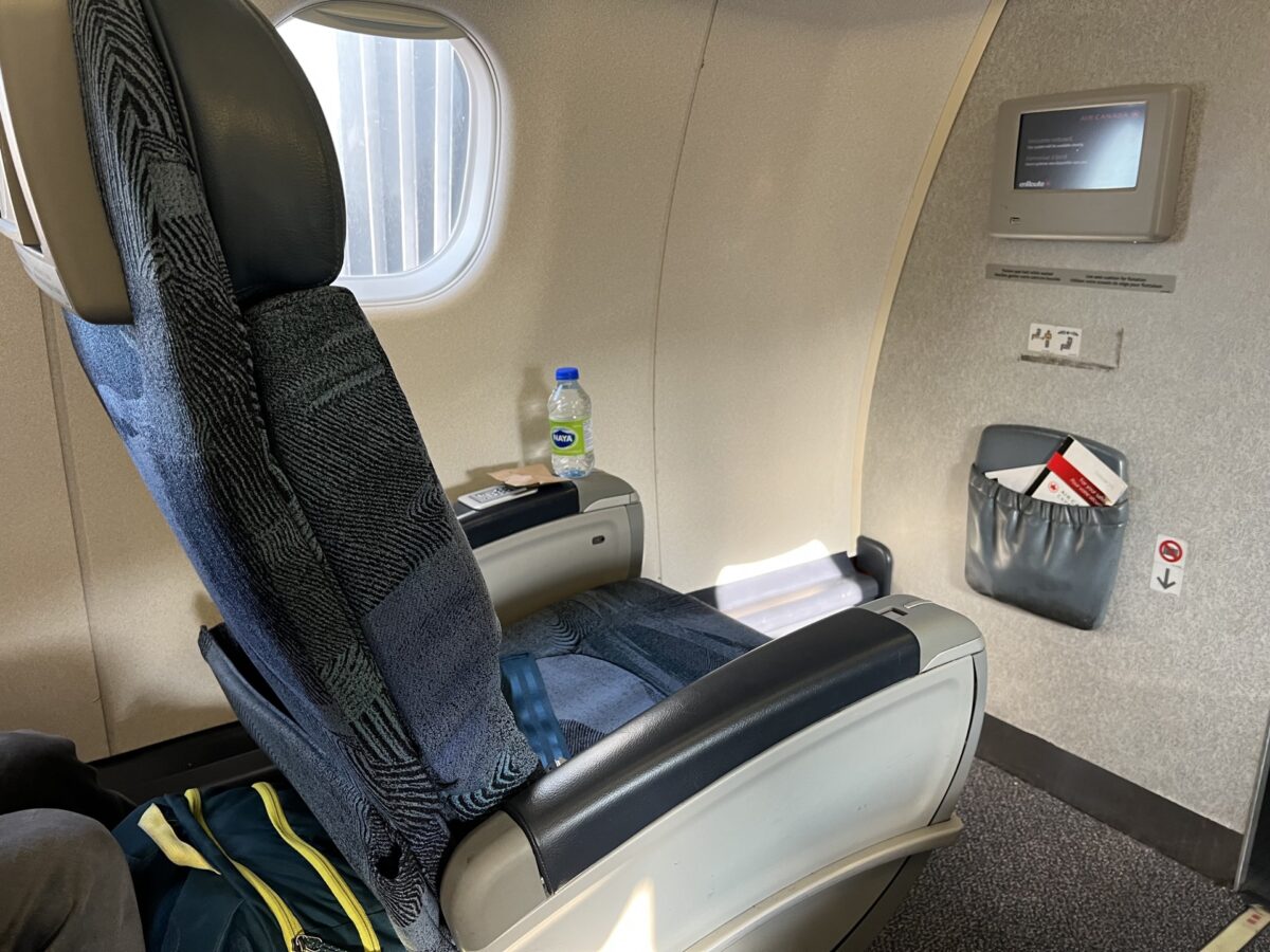 Air Canada Business Class – Toronto to Chicago
