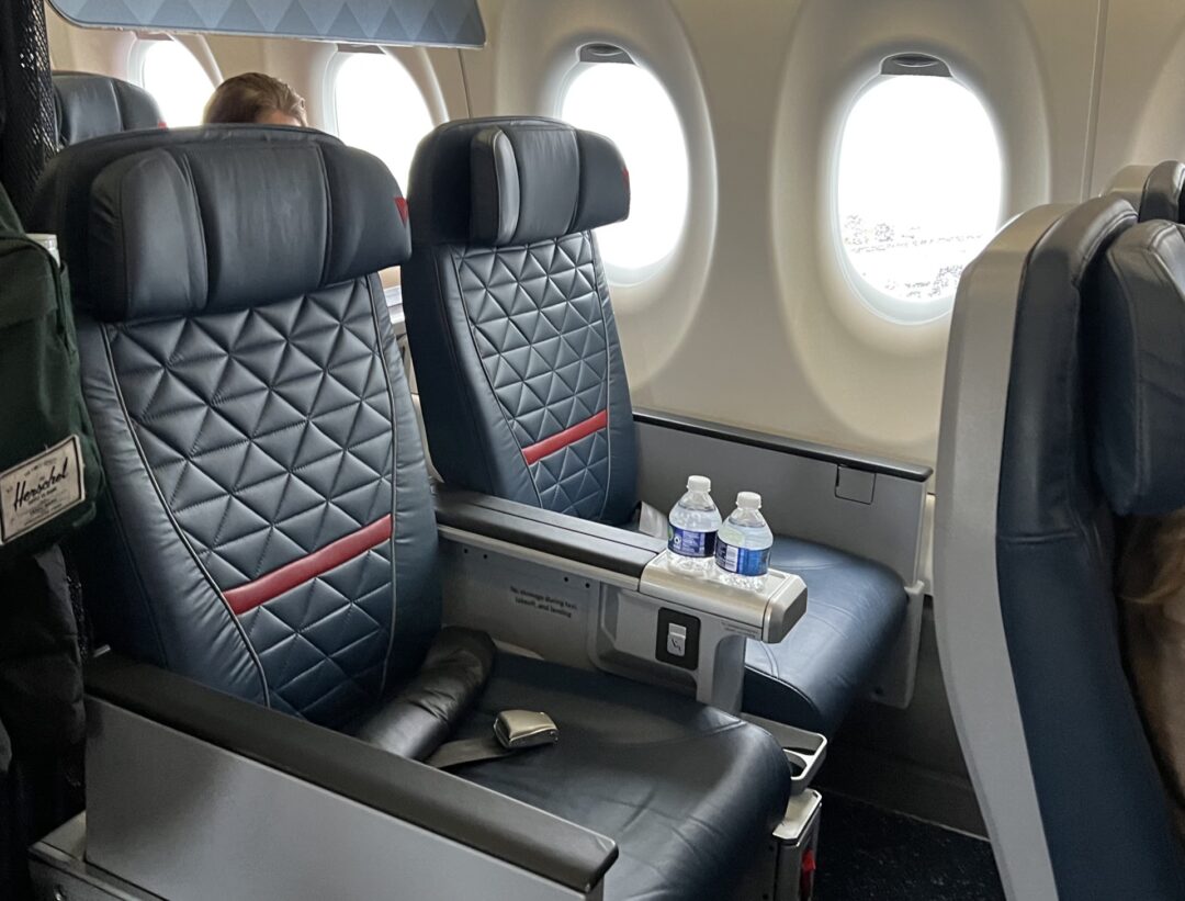 Delta First Class Review | A220 from ORD to LGA